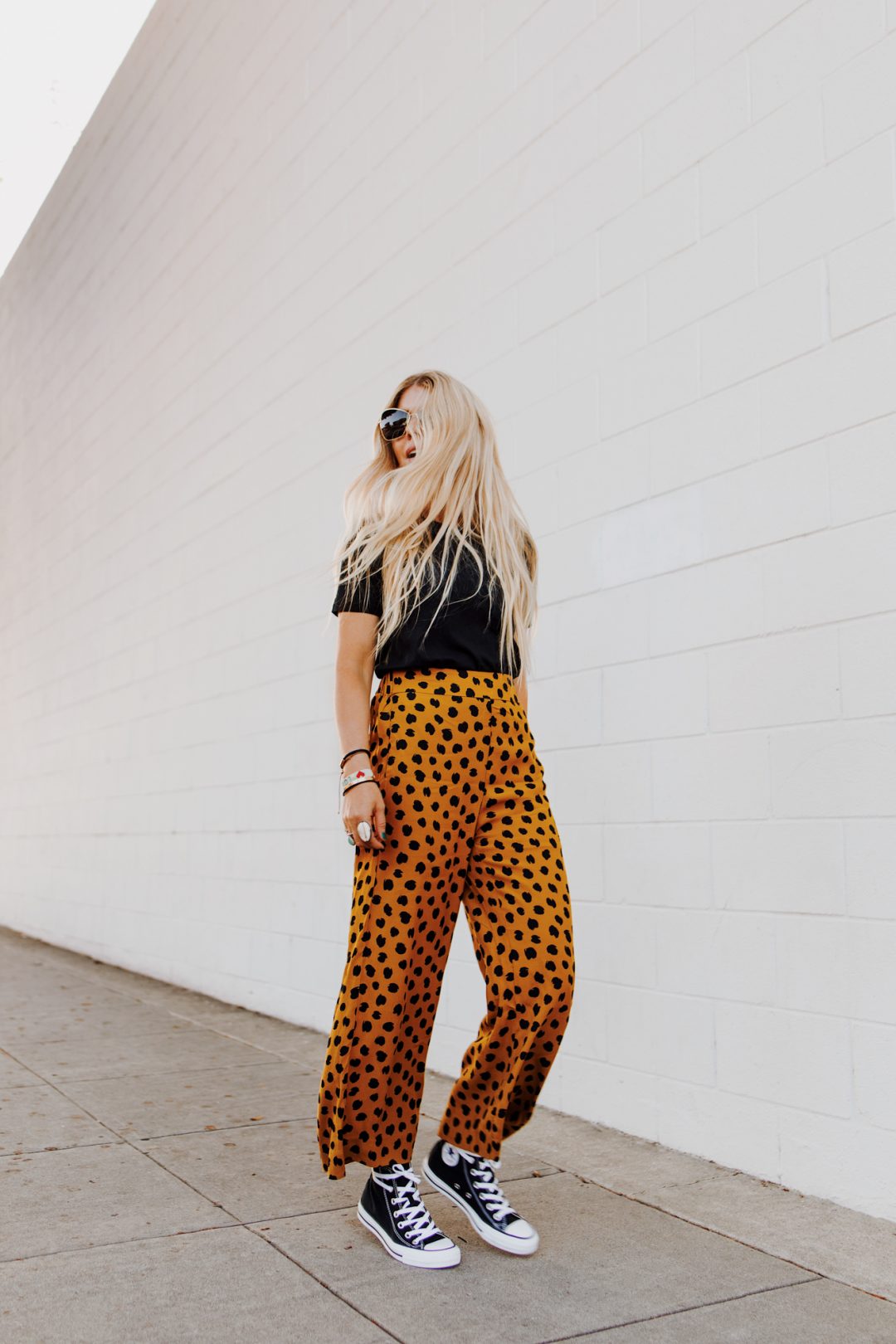 Pant Trends For Fall: Wide-Leg & Printed Pants Outfit Ideas